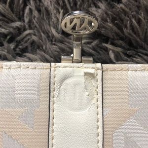 New York & Company | Bags | Nyc Ivory Purse With Matching Wallet | Poshmark